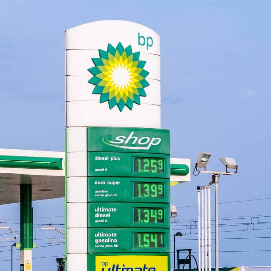 BP Stock Price Defies Market Jitters to Inch Up Amid New Gas Find